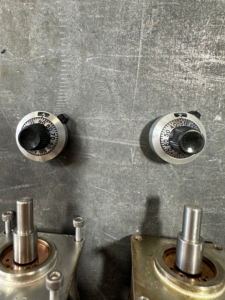 Vacuum capacitor – eaglemade